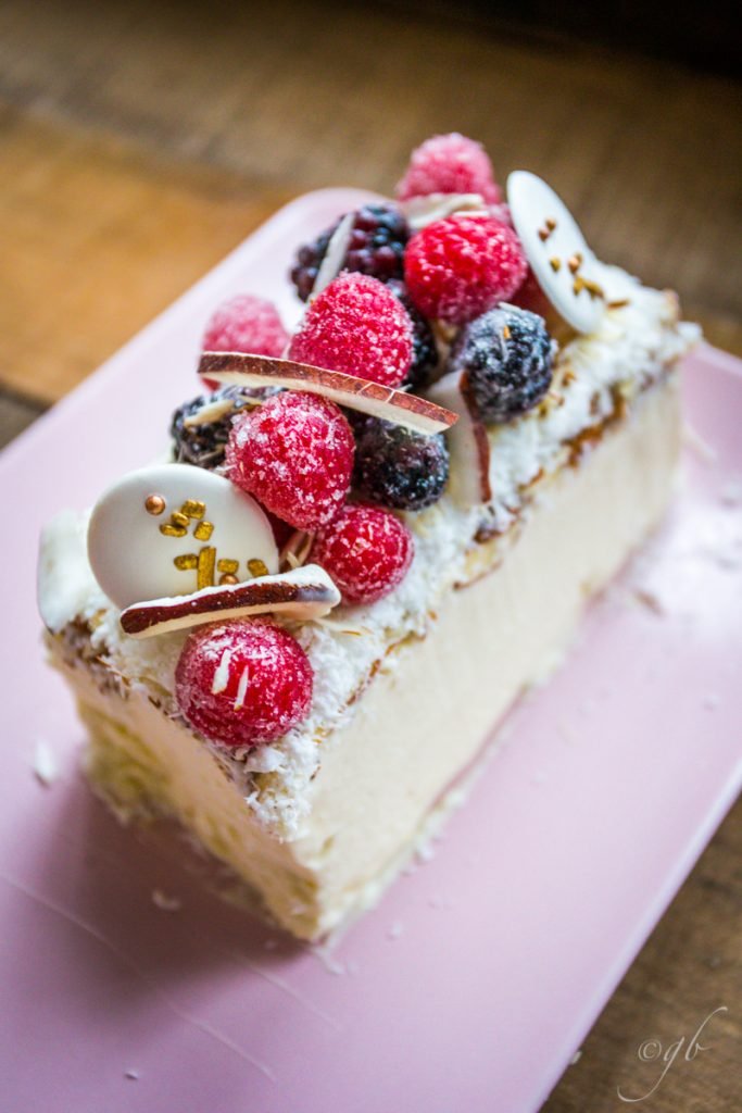 Coconut cake recipe, a perfect gluten free semifreddo!